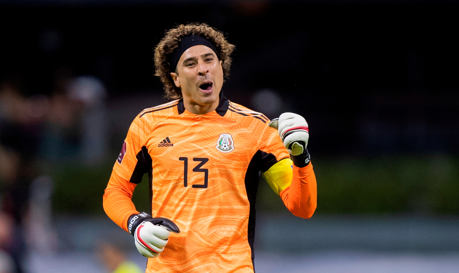 Guillermo Ochoa festeja su cumpleaños número 37