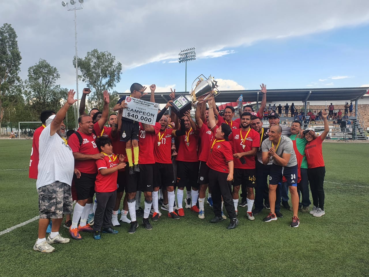 Carnicería Don Adán se corona en la Copa Durango