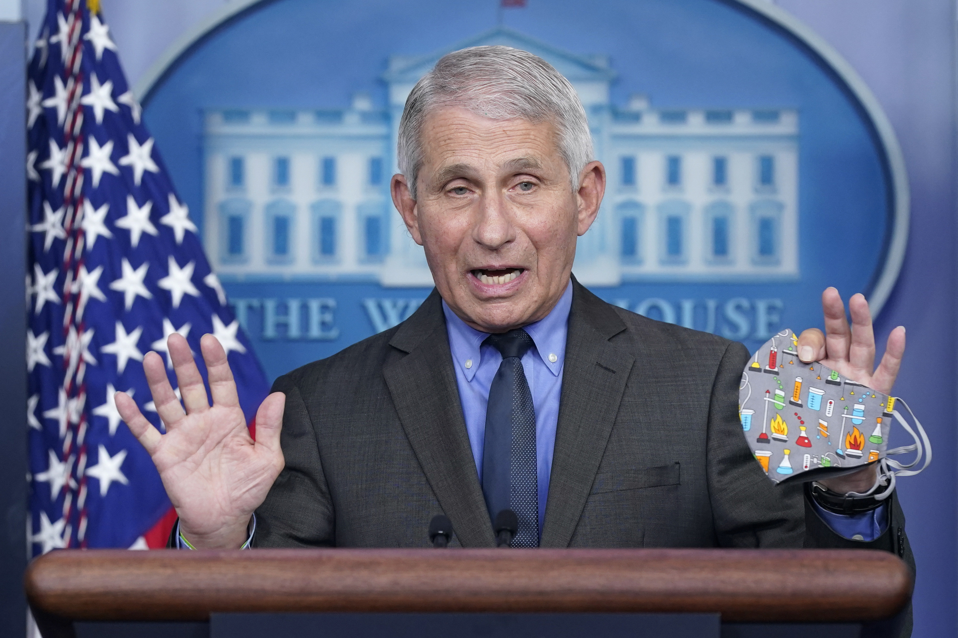 Epidemiólogo jefe de EUA, Anthony Fauci, planea renunciar en diciembre