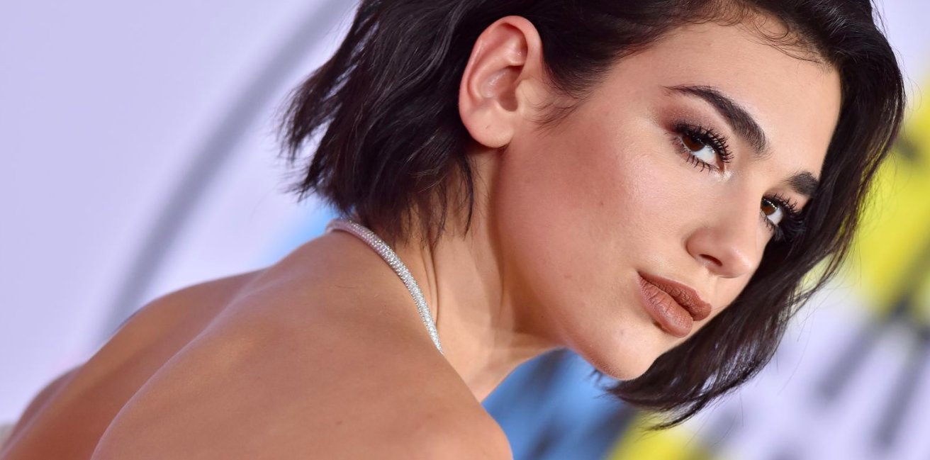Dua Lippa comparte fotos nunca antes publicadas