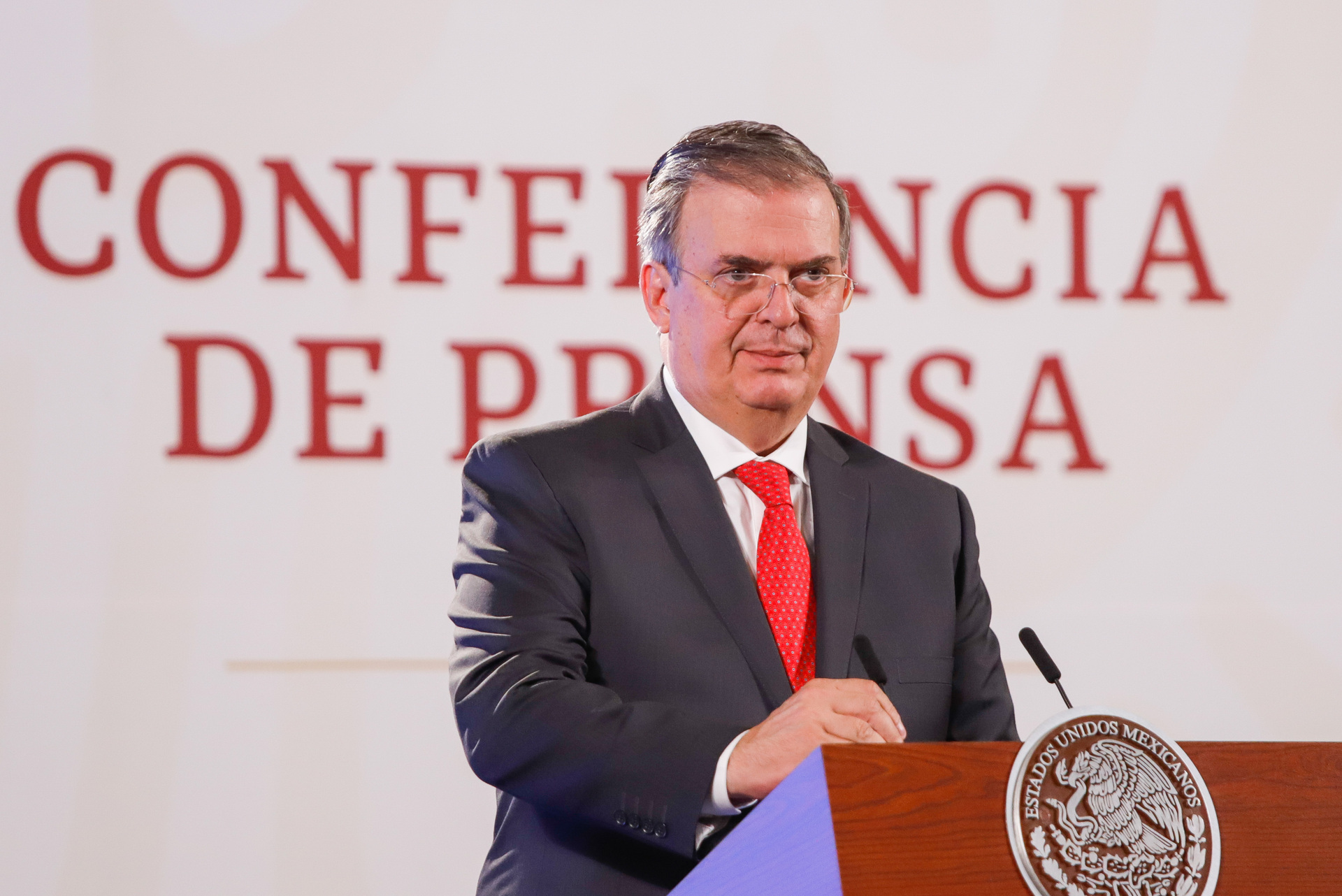 Marcelo Ebrard acudirá a funerales de la reina Isabel II en ...