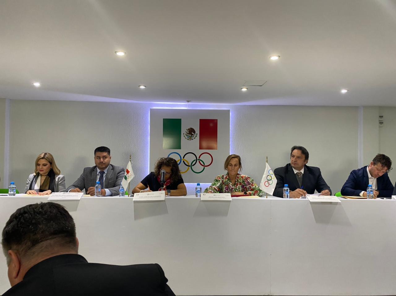 César Cárdenas busca sinergias