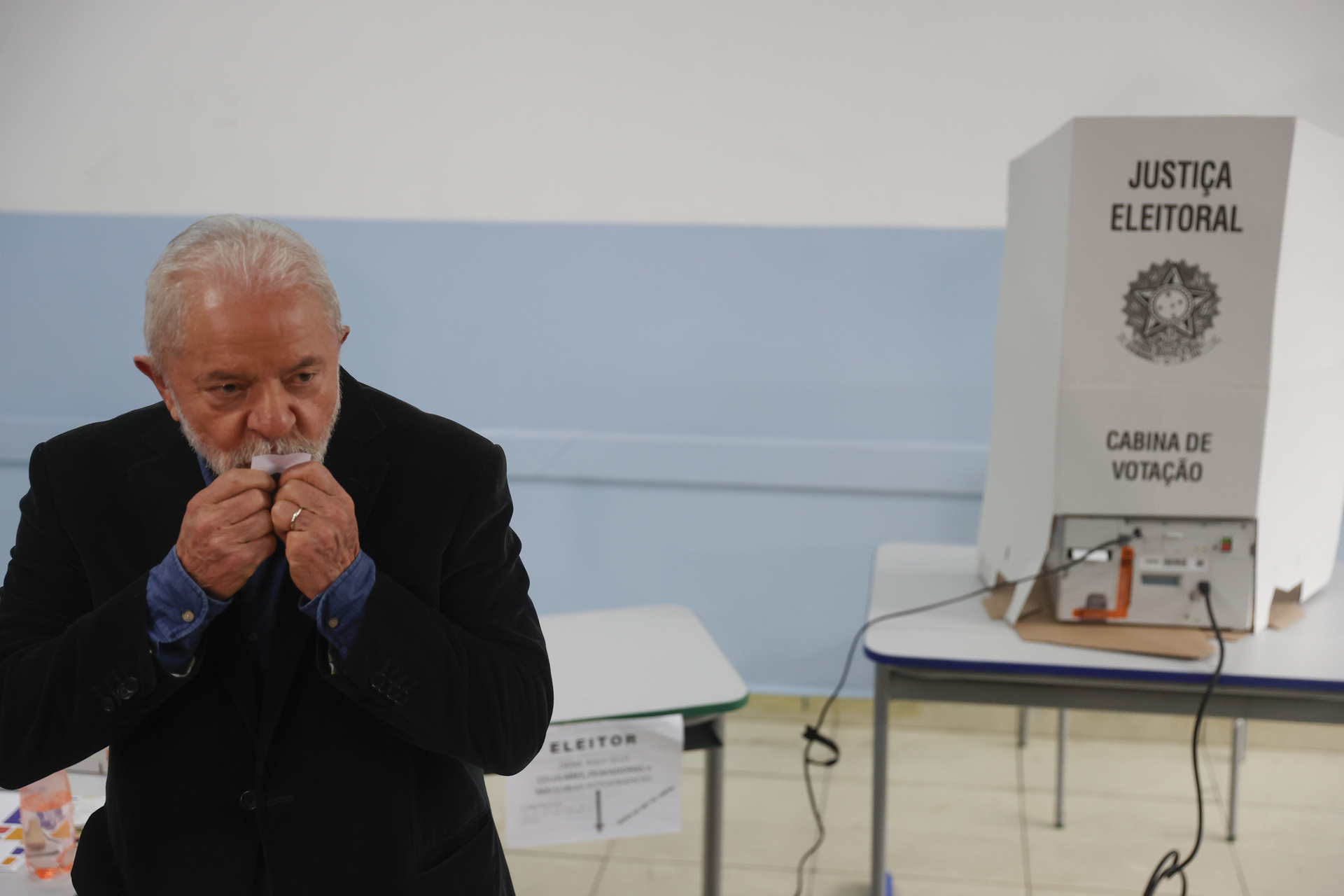 Deseo que Brasil recupere el derecho a ser feliz: Lula da Silva