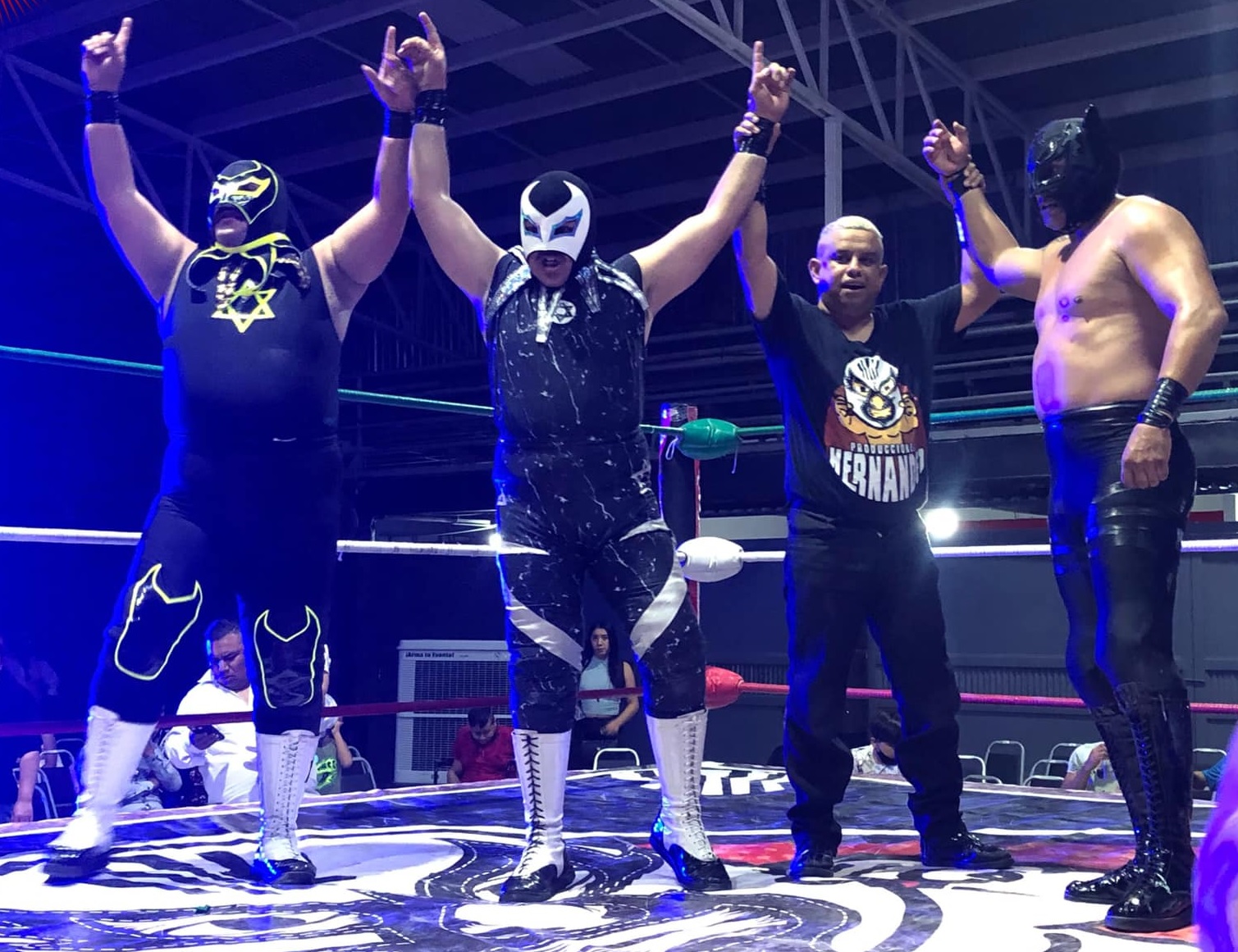 Habrá gran función de lucha rosa en la Arena Coliseo de Tony Arellano