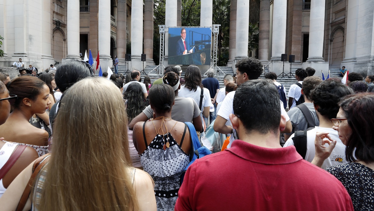 ONU pone fin al embargo contra Cuba; EU, en contra