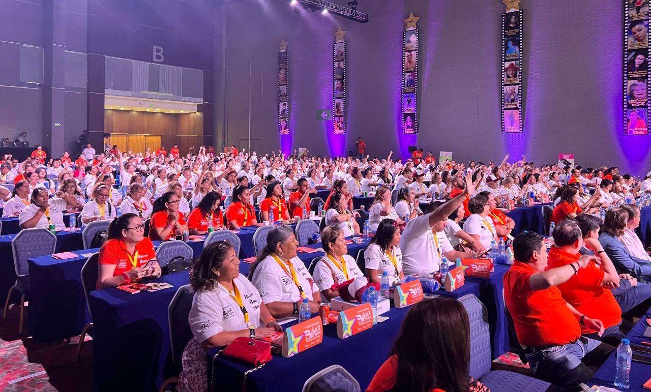 La primer Gran Convención 'Vive Batta 2022', todo un éxito en Cancún