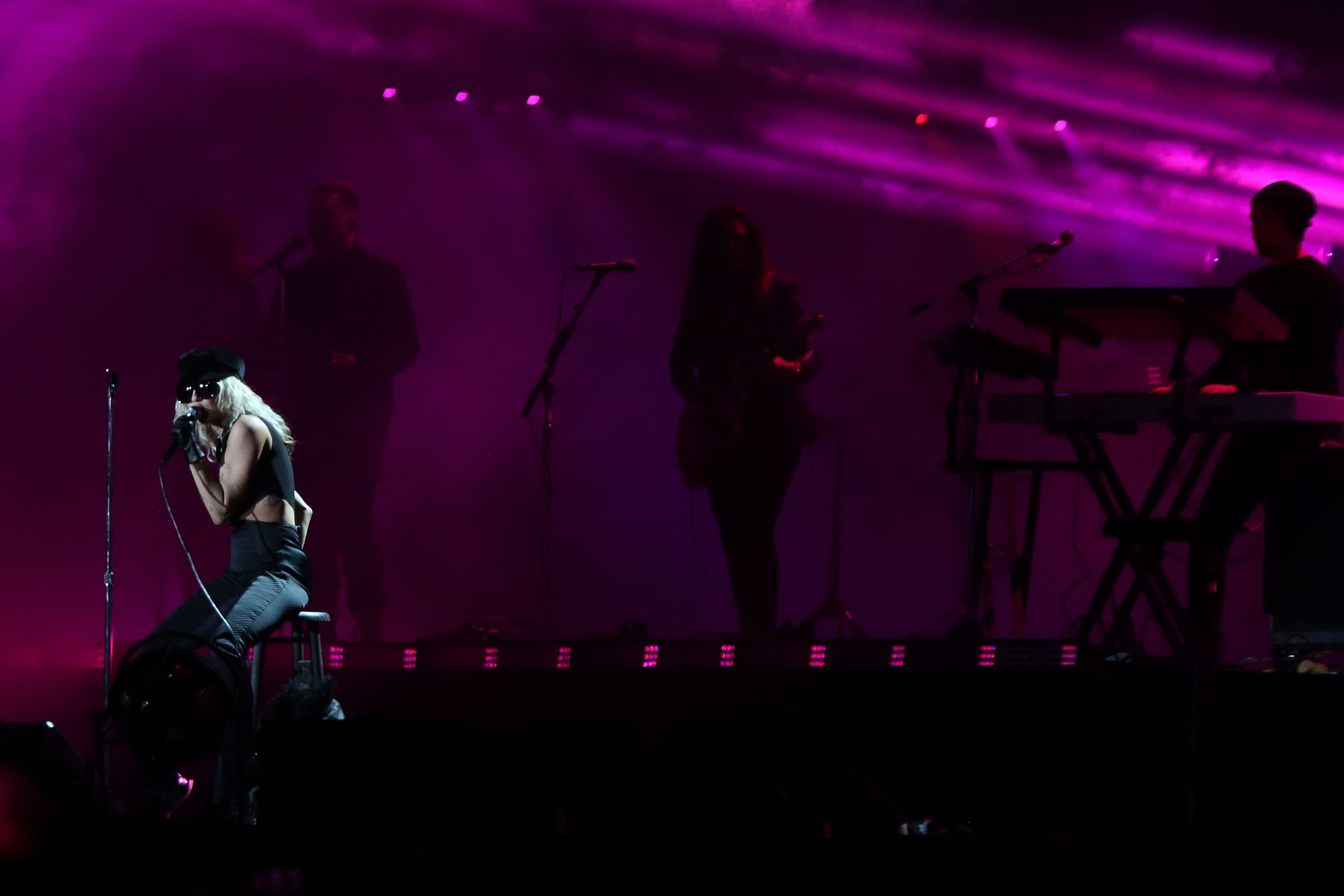 Miley Cyrus festeja su cumpleaños 30 en el Corona Capital