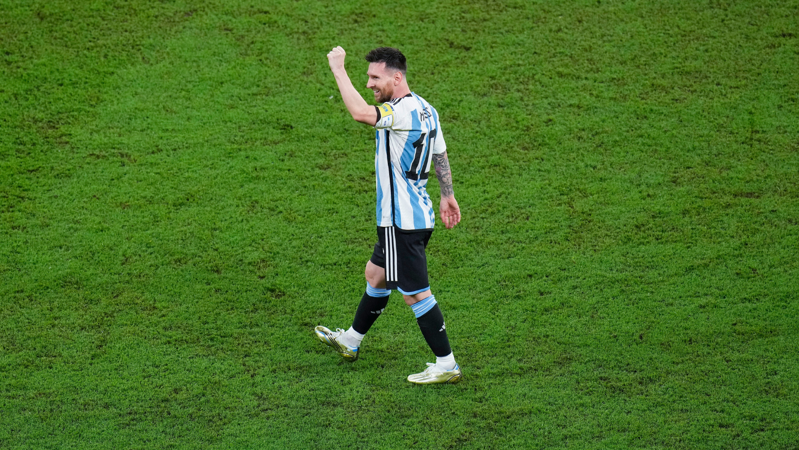 Lionel Messi marca gol en su partido número 1000 como profesional