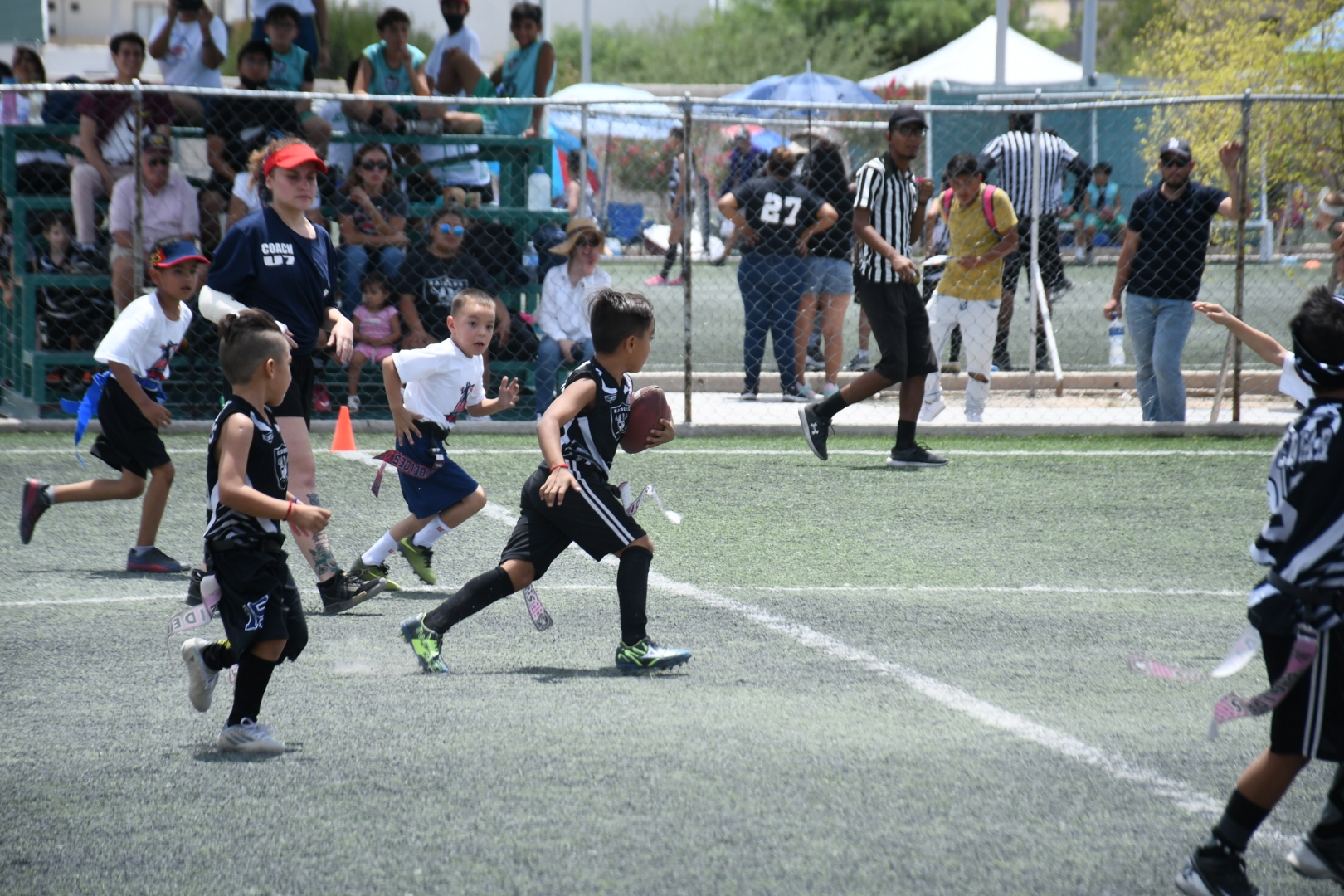 Trepidantes finales en el Tochito Bandera Infantil