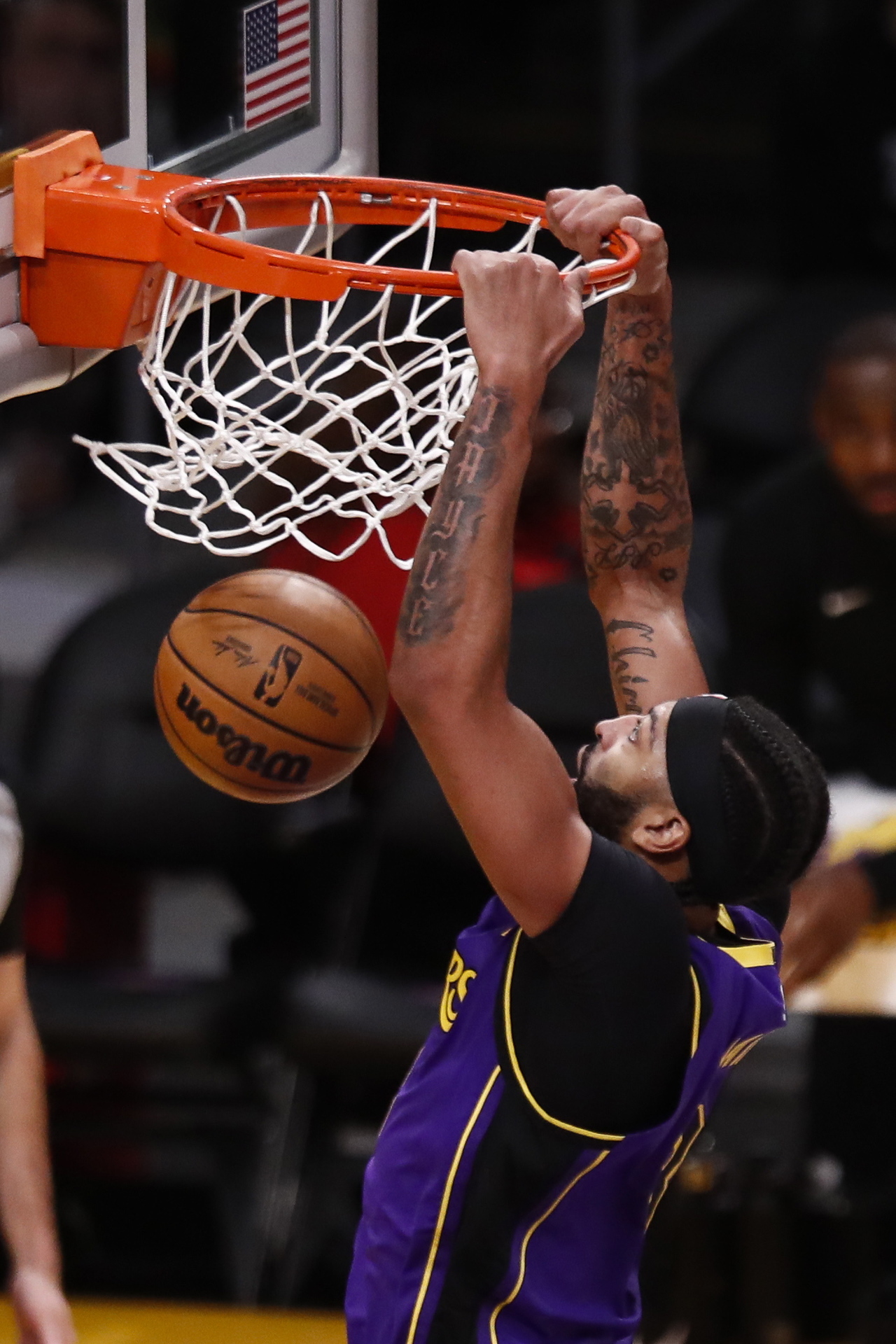 Anthony Davis, baja en los Lakers