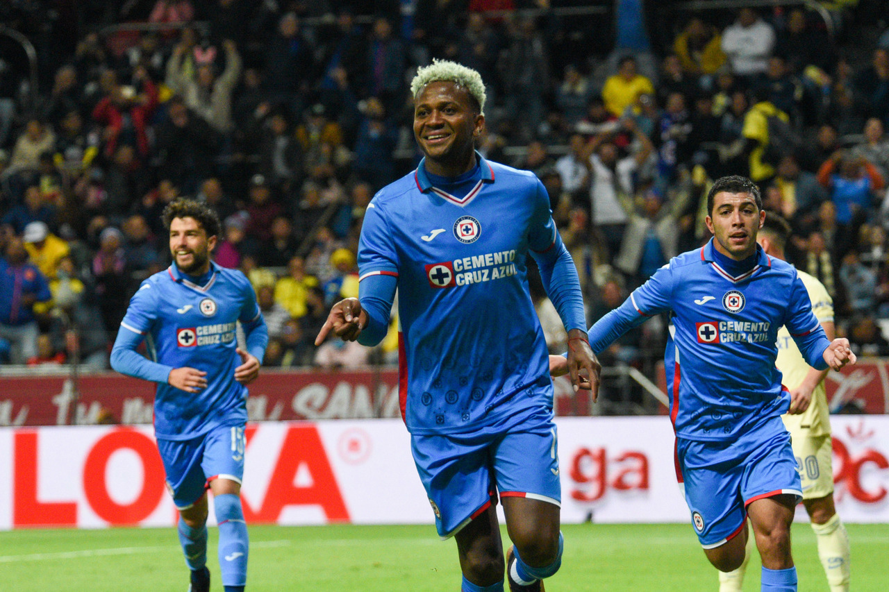Cruz Azul mostrará hoy una nueva cara