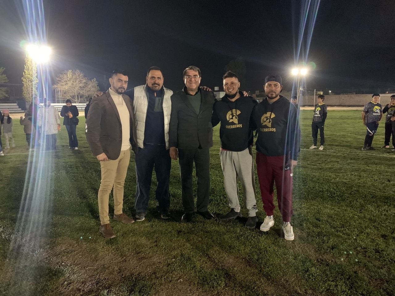 Inauguran alumbrado en la unidad deportiva del CCH
