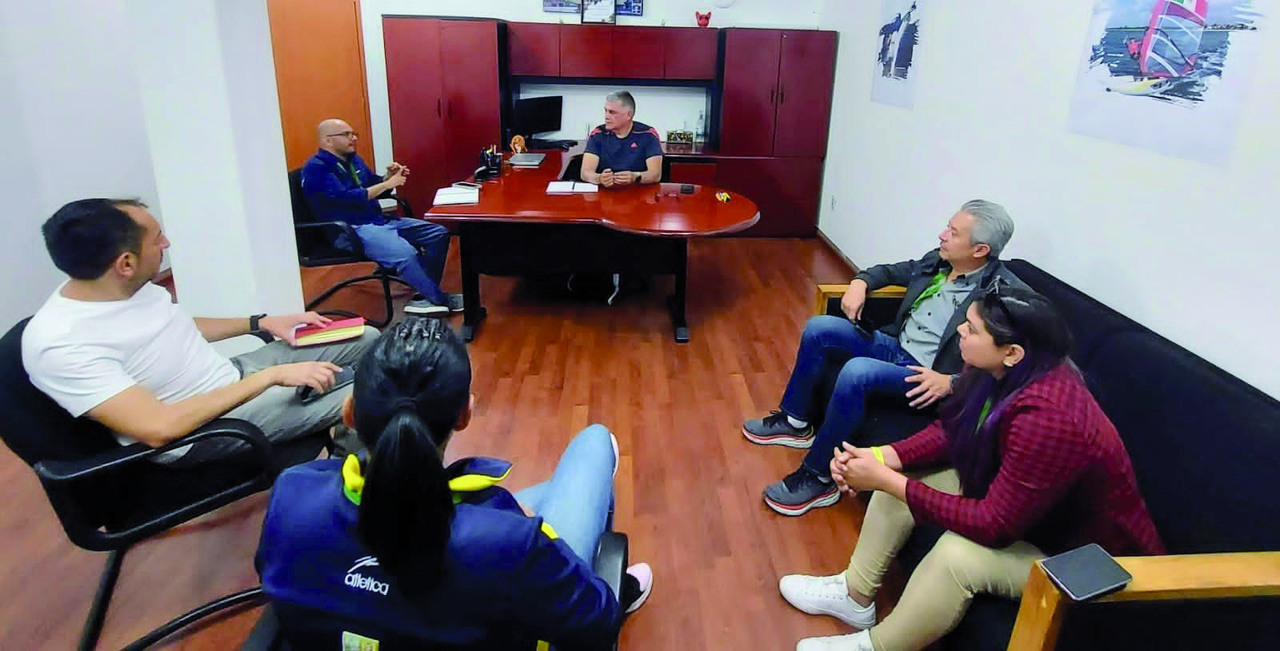 César Cárdenas visita la Conade