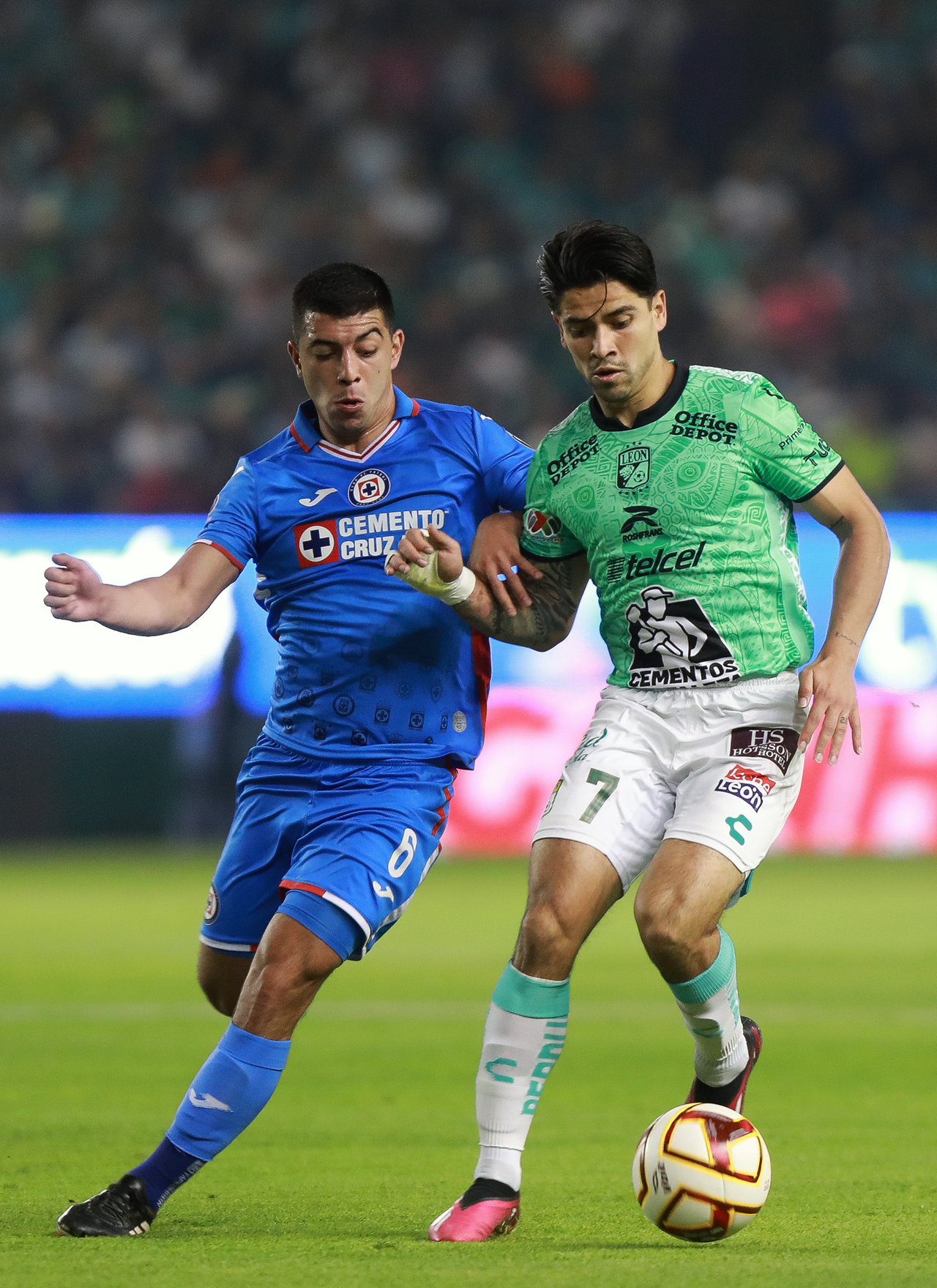 Quiero estar en la selección: Erik Lira