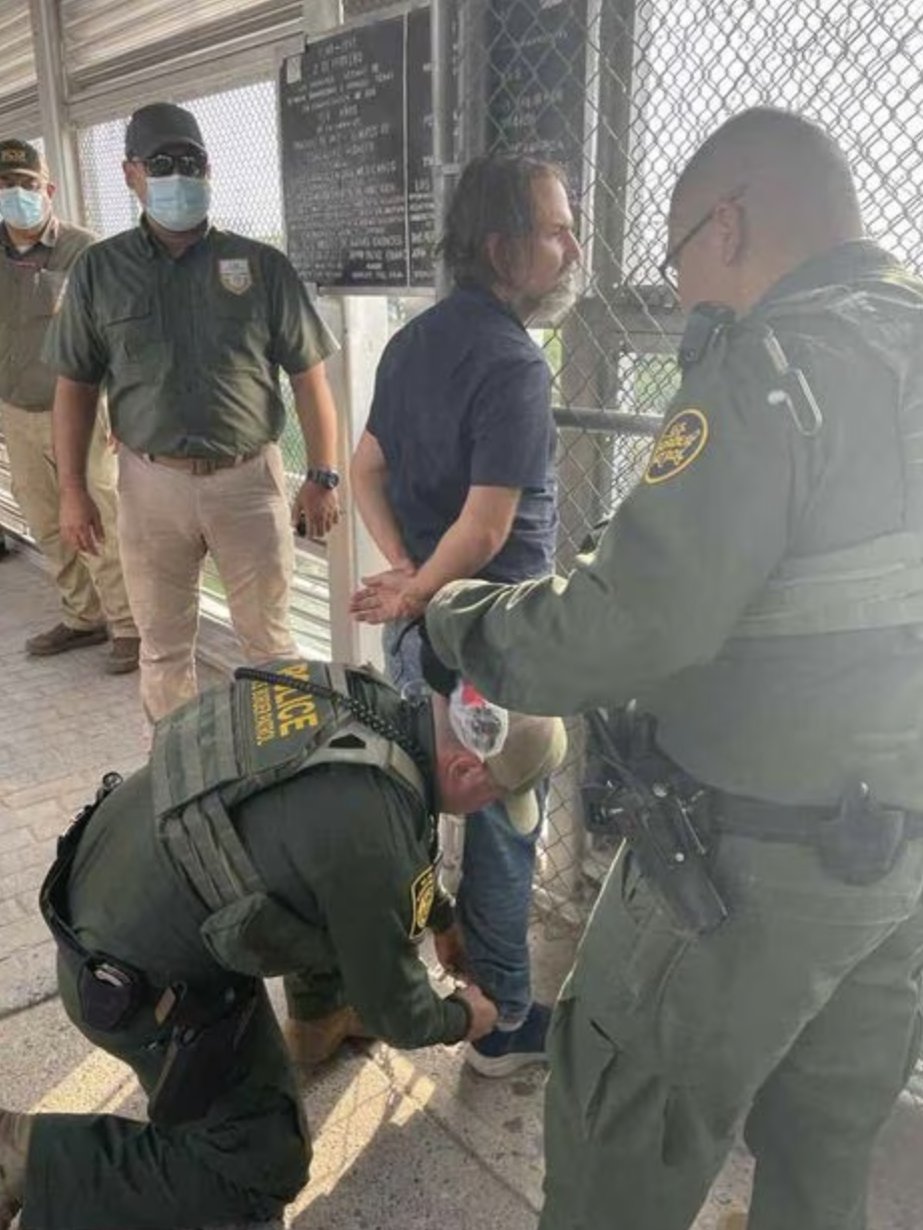 Vinculan a proceso a Christian Von Roehrich, exdelegado en Benito Juárez