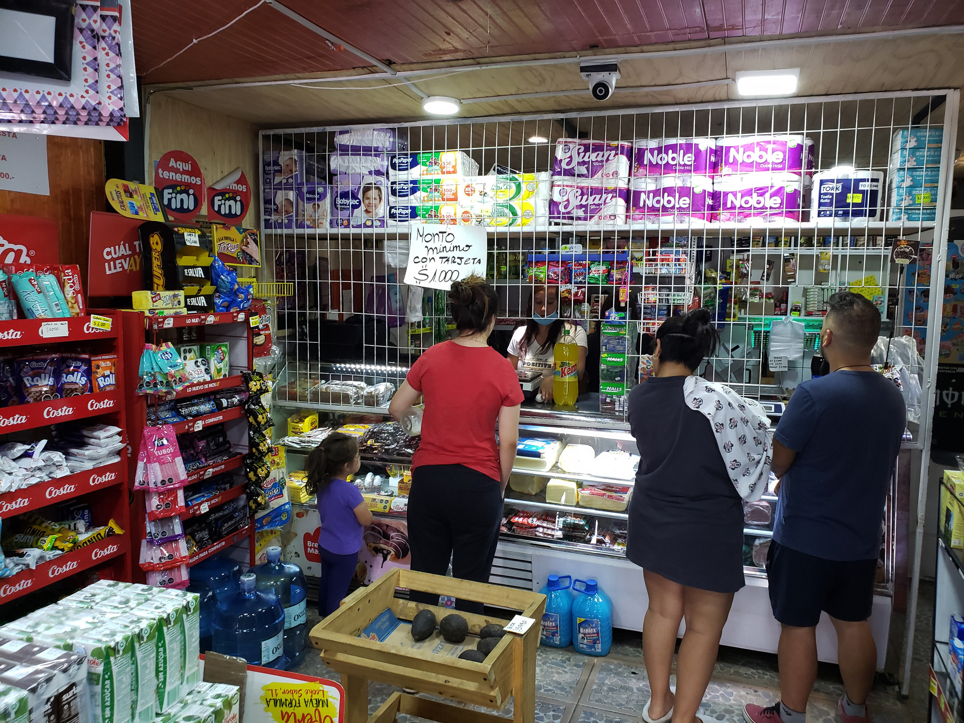 Economía chilena cae 0.6 % en el primer trimestre de 2023