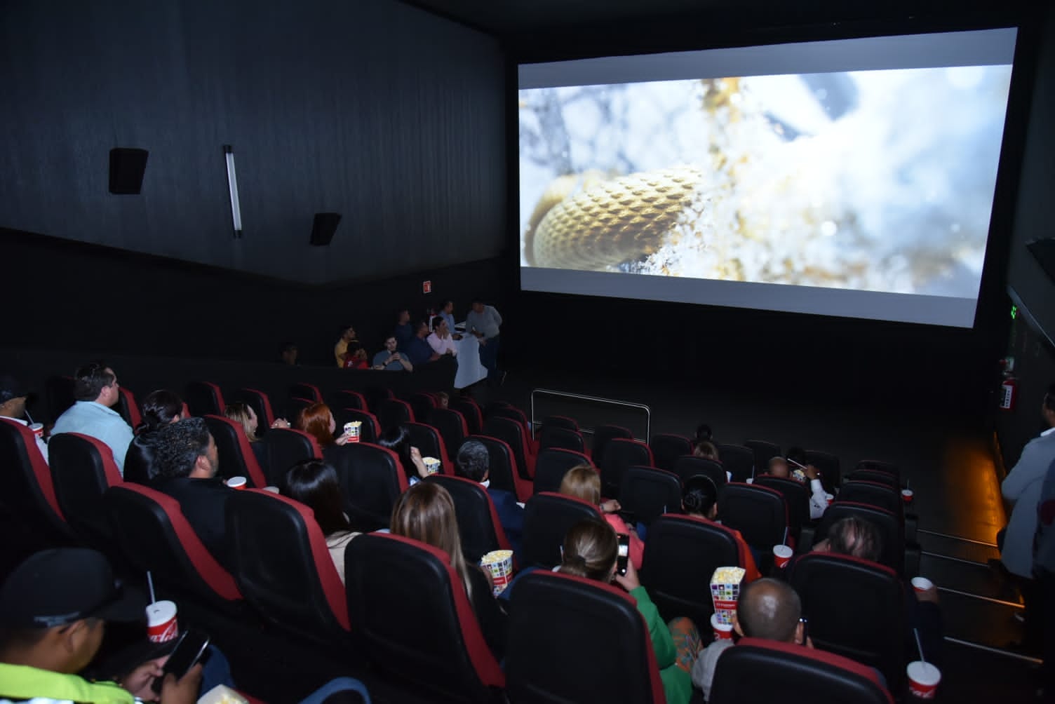 Inauguraron el primer Cinemex en El Salto, Pueblo Nuevo