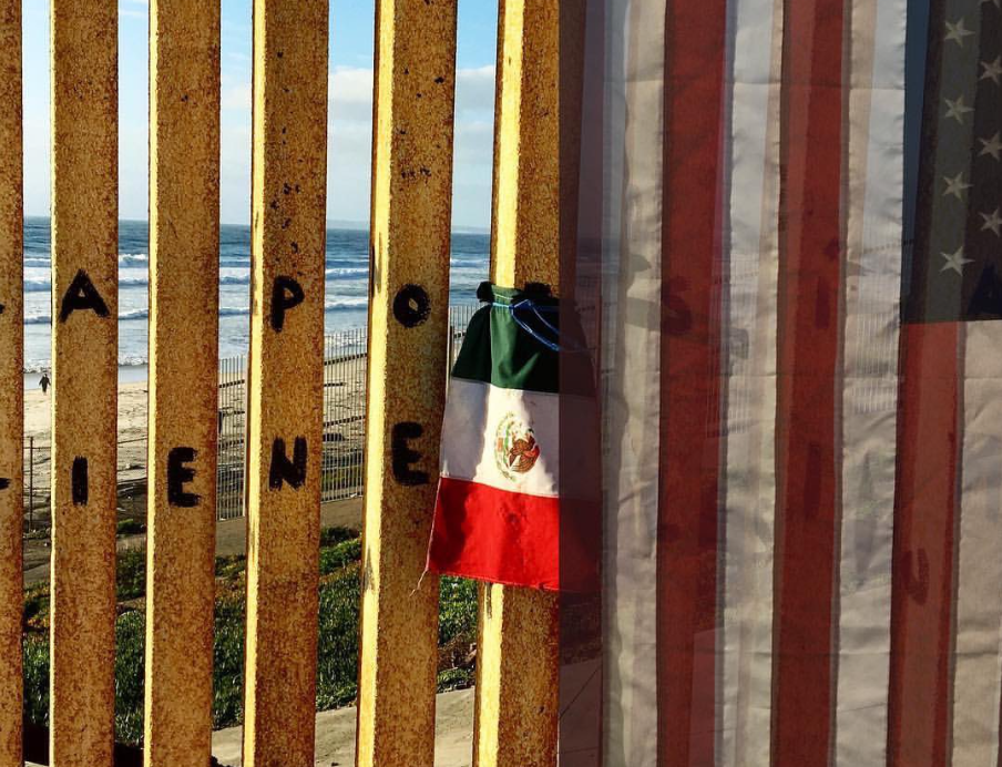 Polleros, la opción de los mexicanos para abrirse paso a EUA