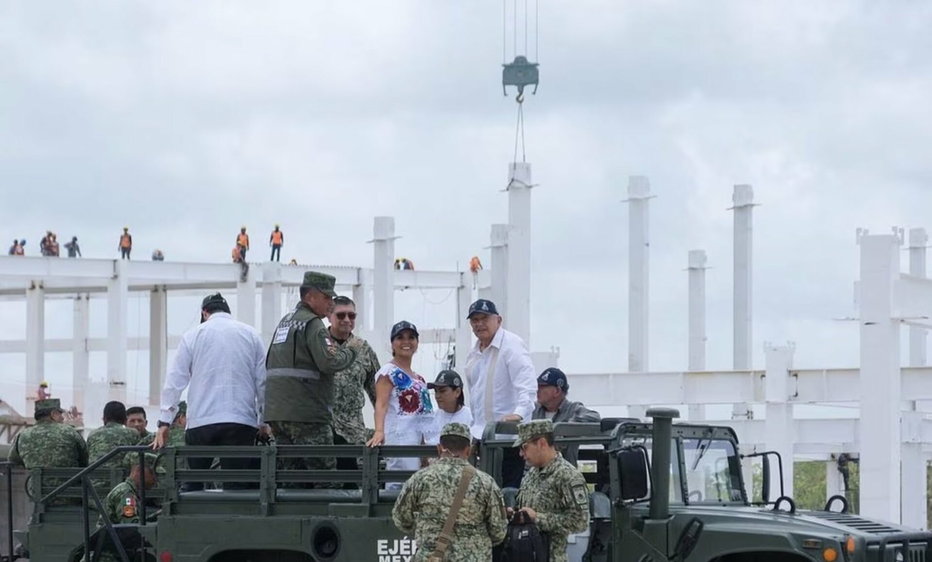 AMLO supervisa avances del nuevo Aeropuerto Internacional de Tulum