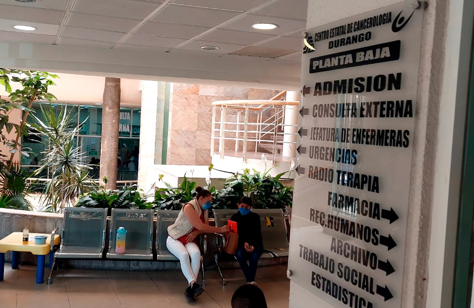 Retraso de atenciones oncológicas en el Cecan porque llegaron pacientes ...