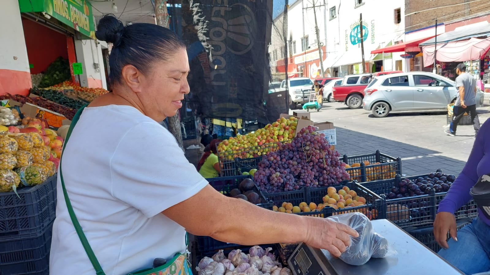 Presumen un superpeso e inflación a la baja, pero la economía familiar ...