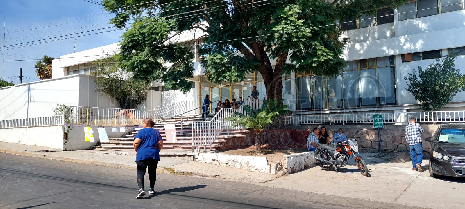 Realizan paro laboral en el CAI 'Carmen Romano' de Durango