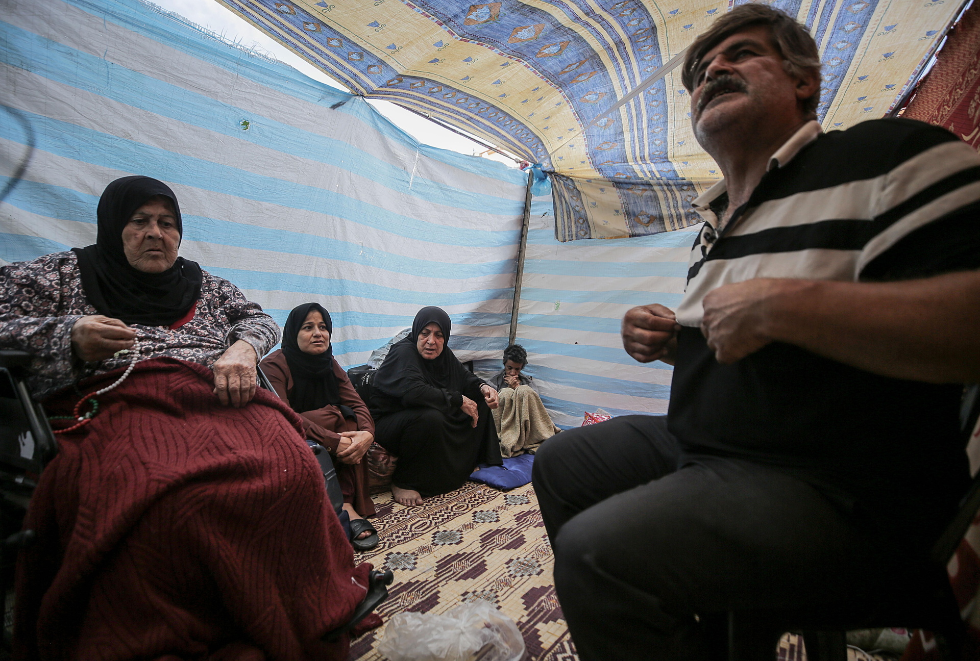 Gaza se queda sin agua potable por falta de energía, mientras siguen ...