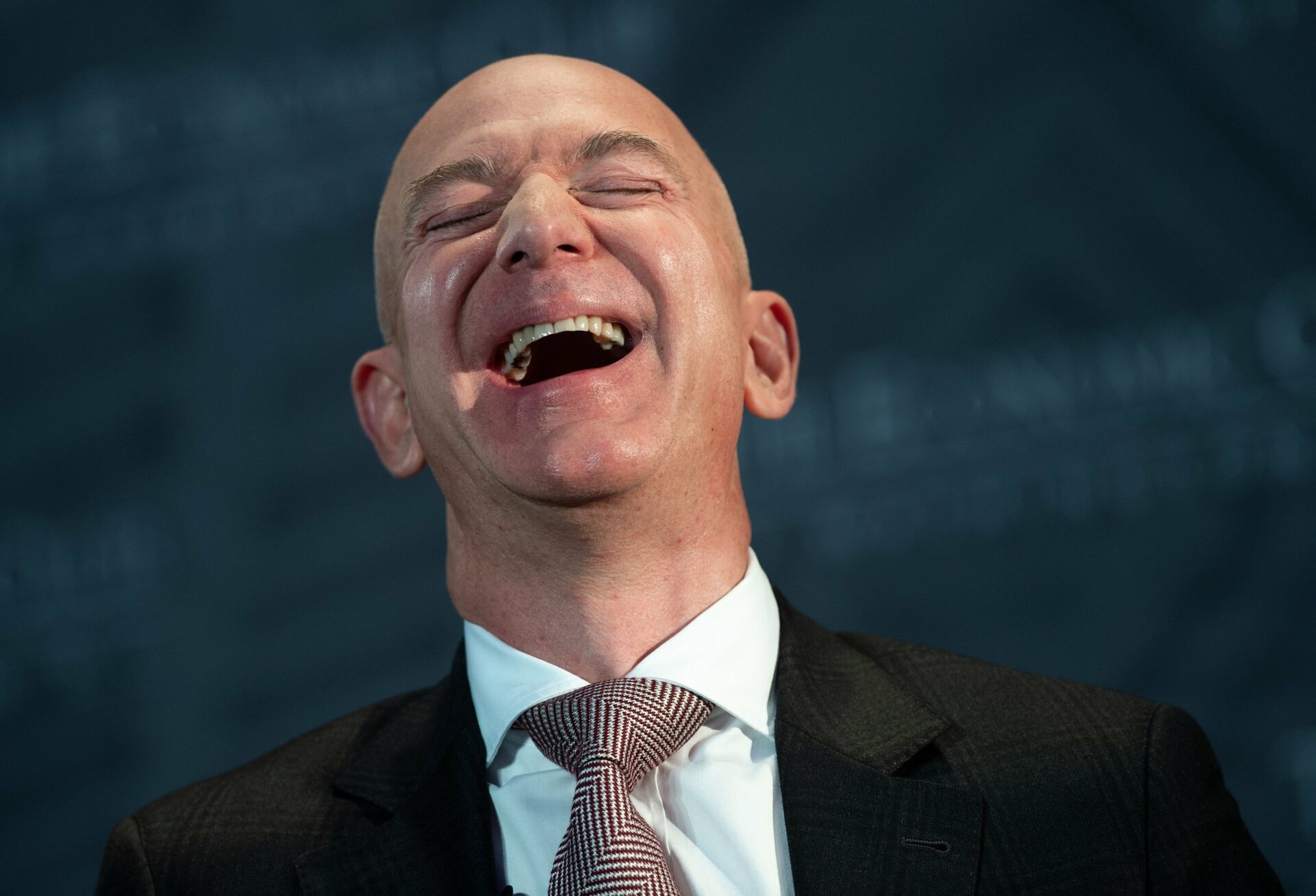 Jeff Bezos adquiere otra mansión en exclusiva isla de Miami Beach por ...