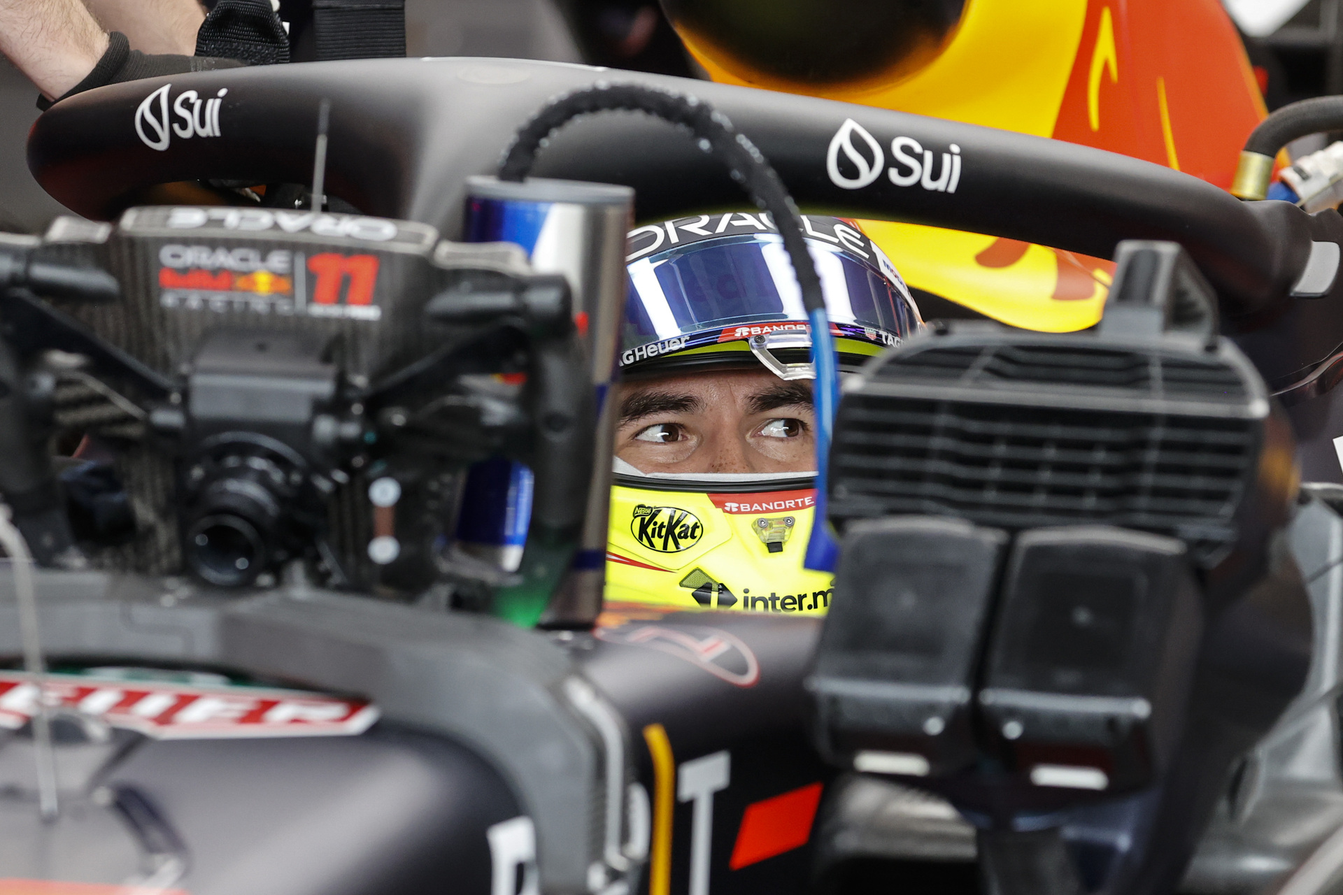 Checo Pérez largará noveno en el Gran Premio de Brasil