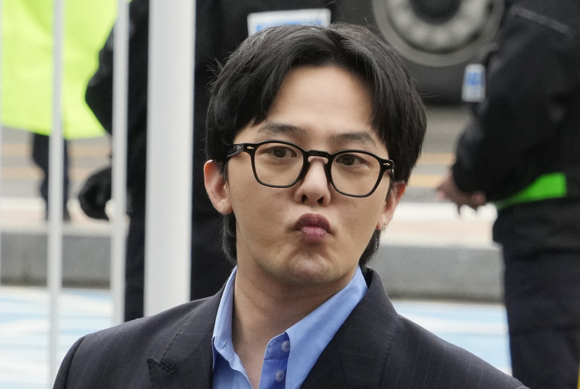 G-Dragon vuelve a negar ante la policía que haya consumido drogas