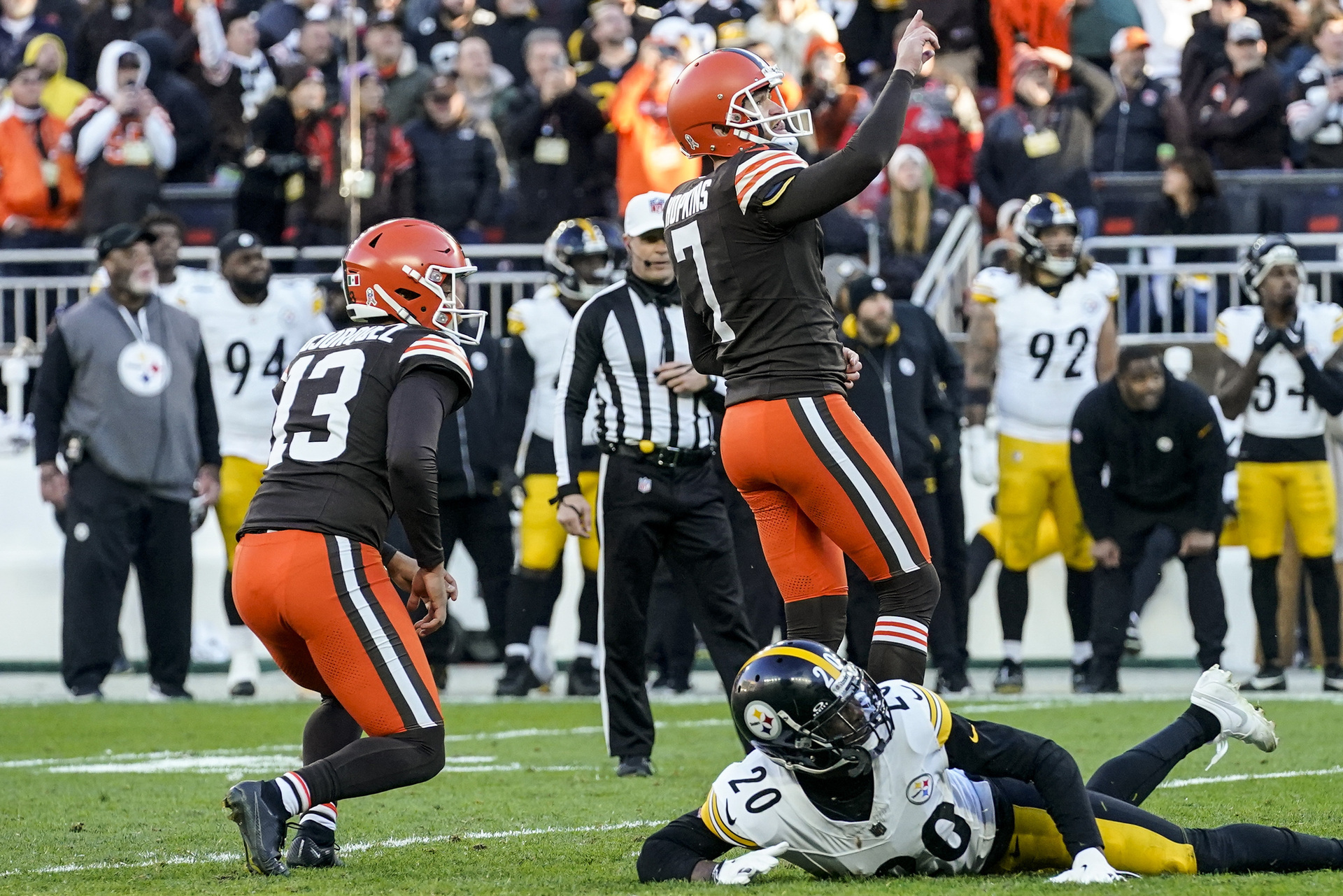 Steelers caen en última jugada contra Browns