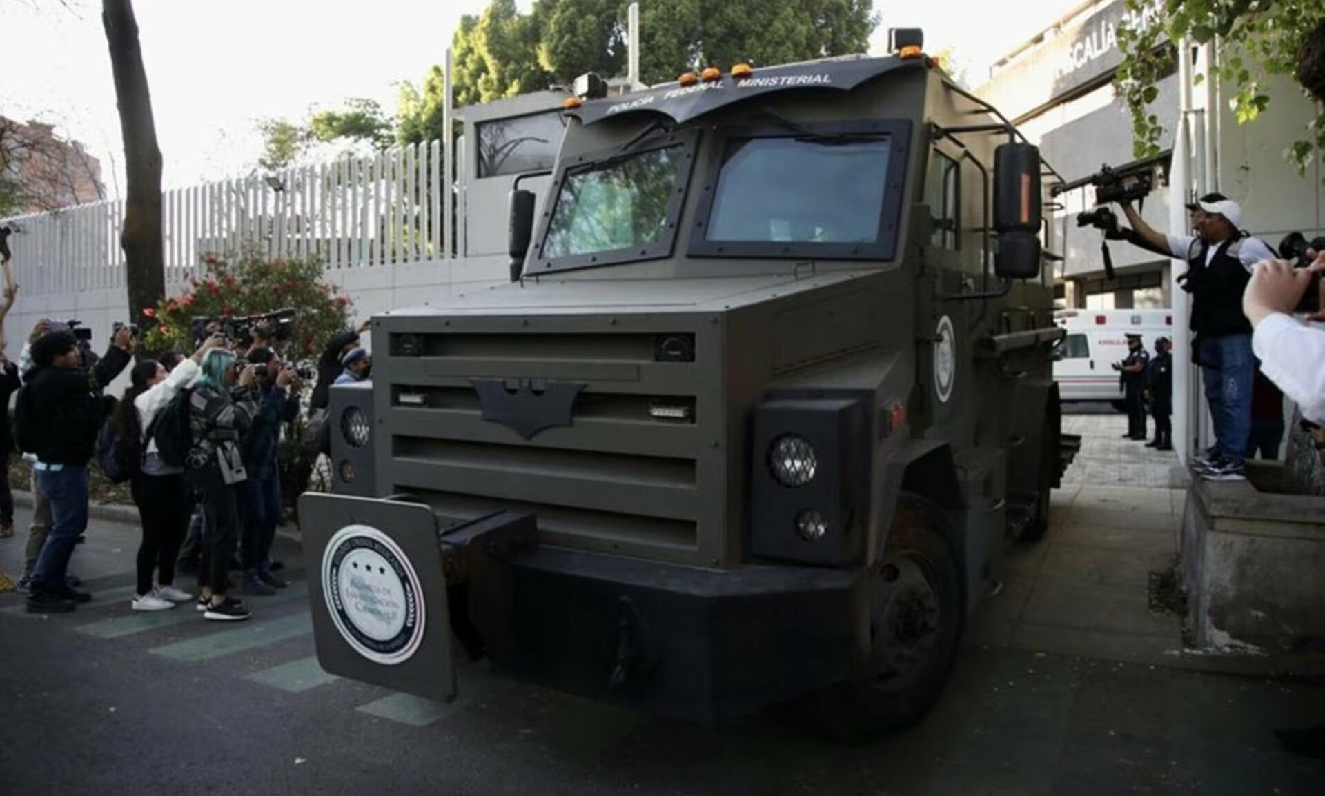 'El Nini', jefe de seguridad de 'Los Chapitos', será trasladado a la FEMDO en la CDMX