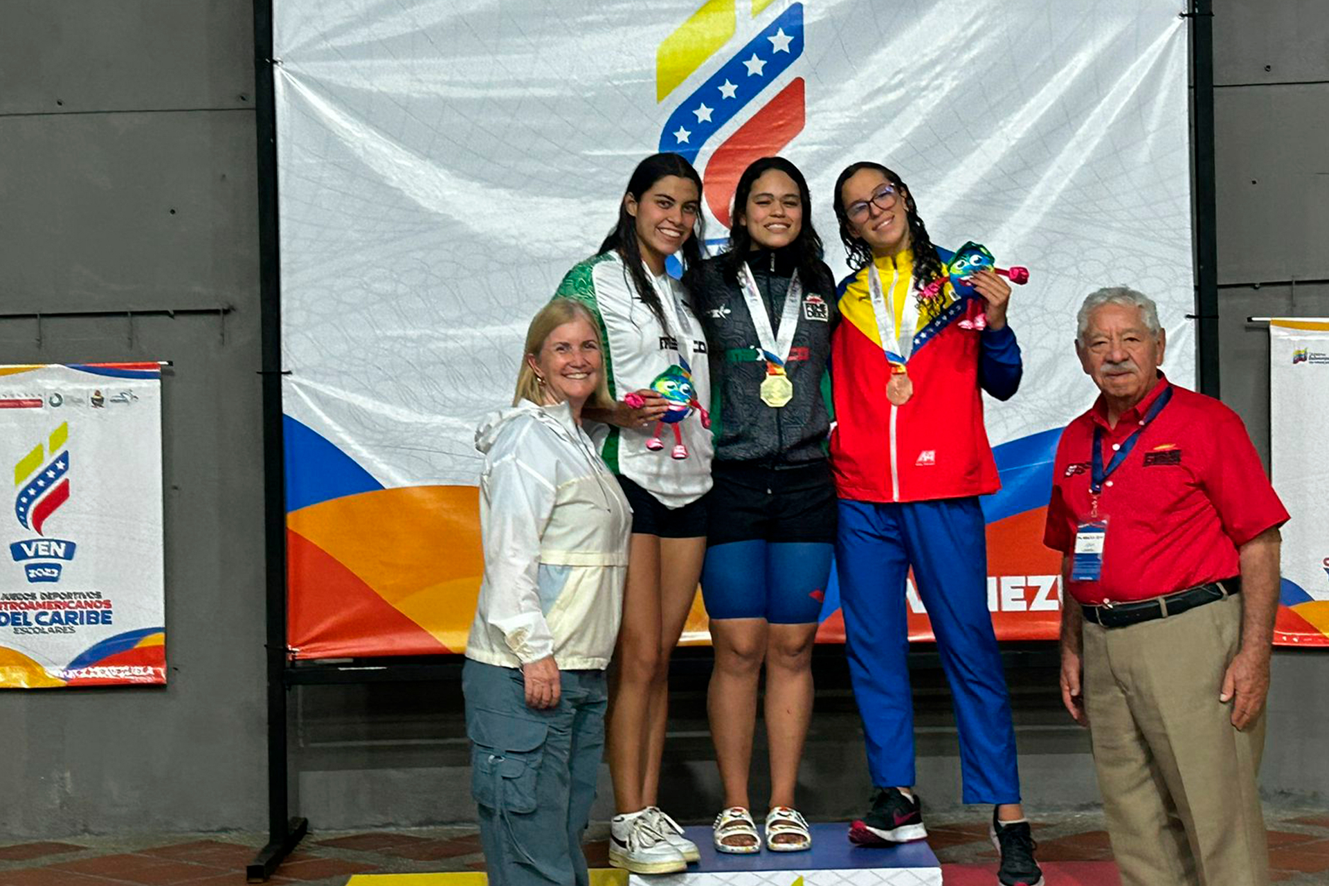 Andrea Santos llegó a 4 medallas