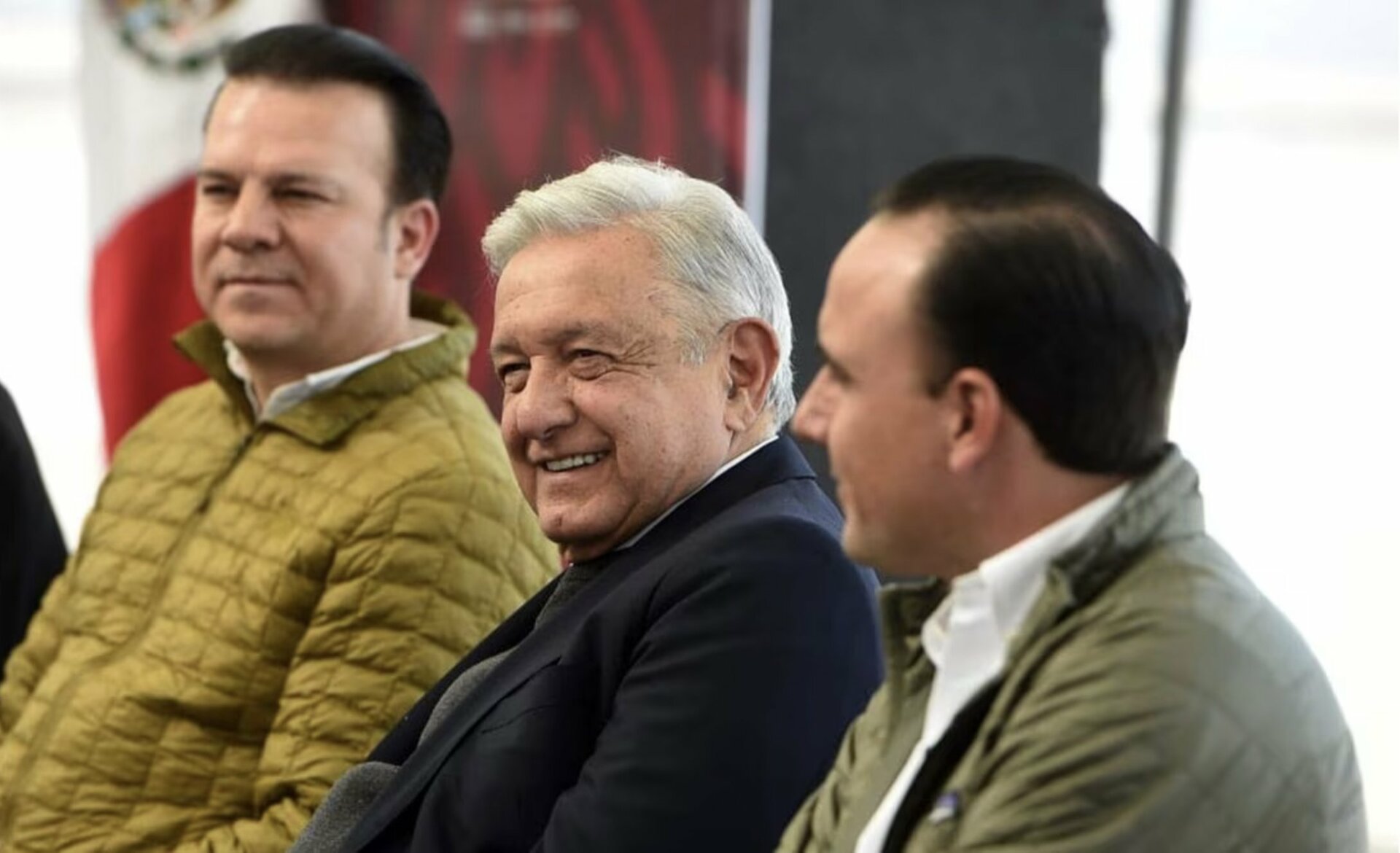 Gobernador priista de Durango llama a AMLO 'un gran presidente'
