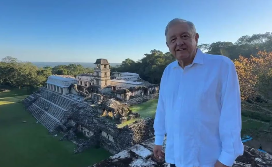 'Que no se sufra por ninguna calamidad', desea AMLO a mexicanos desde Palenque