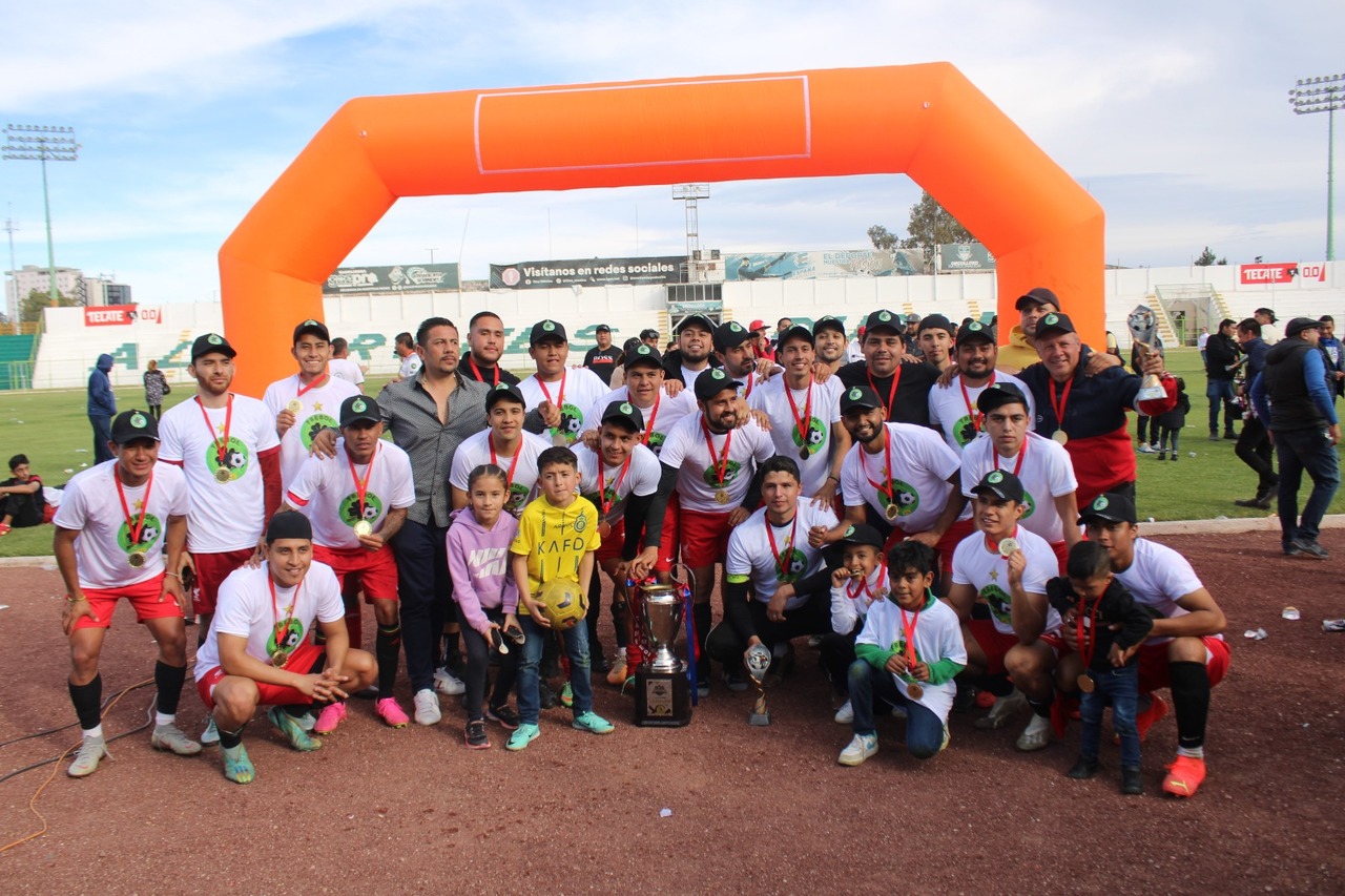 Trébol, campeón del Torneo Nacional de Campeones