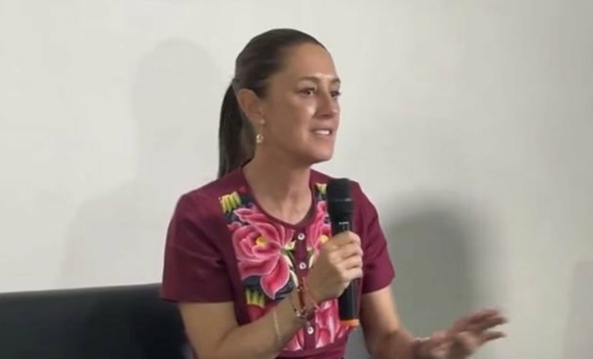 Sheinbaum defiende nombramiento de Ulises Lara: 'cumple con todas las ... Sheinbaum defiende nombramiento de Ulises Lara: 'cumple con todas las ...