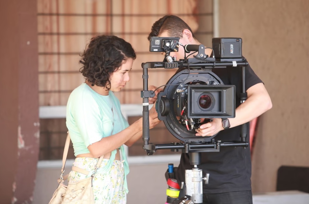 Unipoli certificará en Turismo y Cinematografía