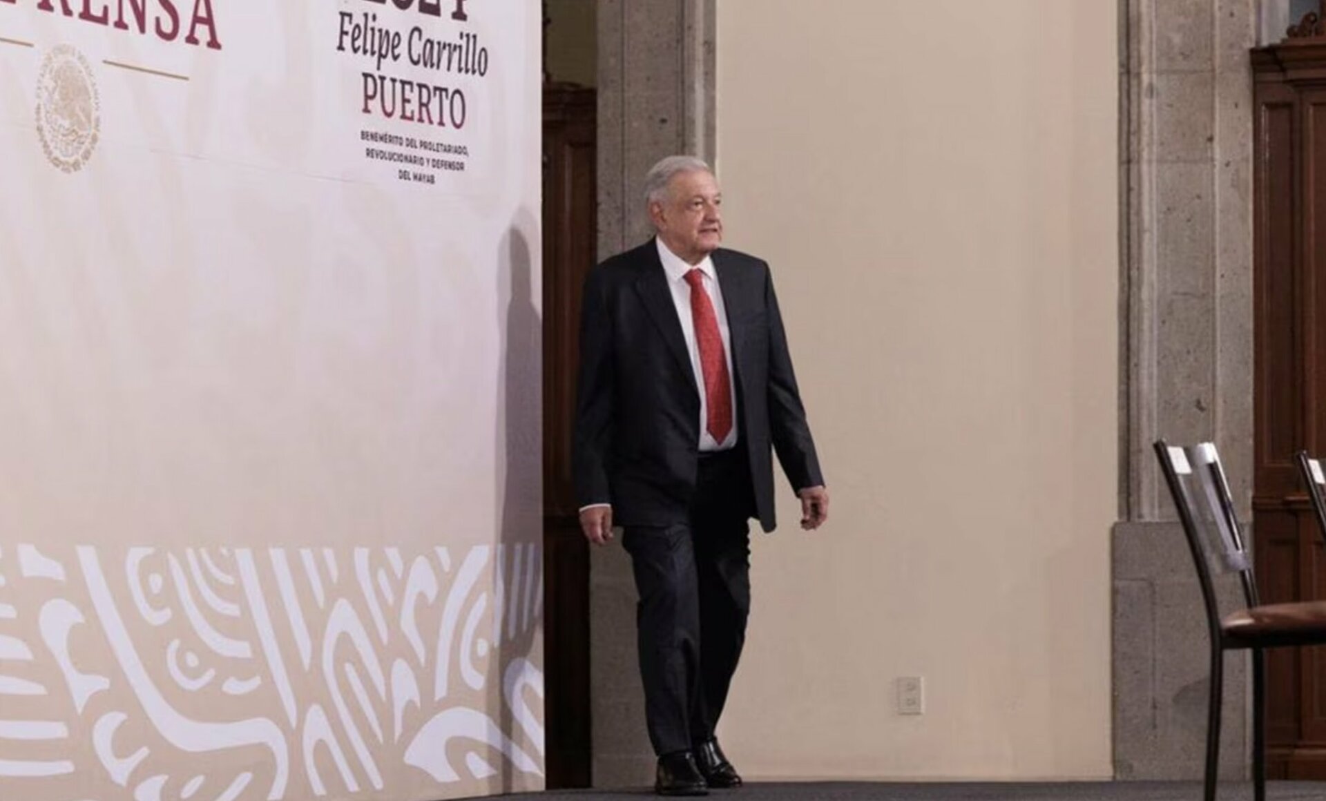 Empresarios están muy contentos con política económica: AMLO Empresarios están muy contentos con política económica: AMLO
