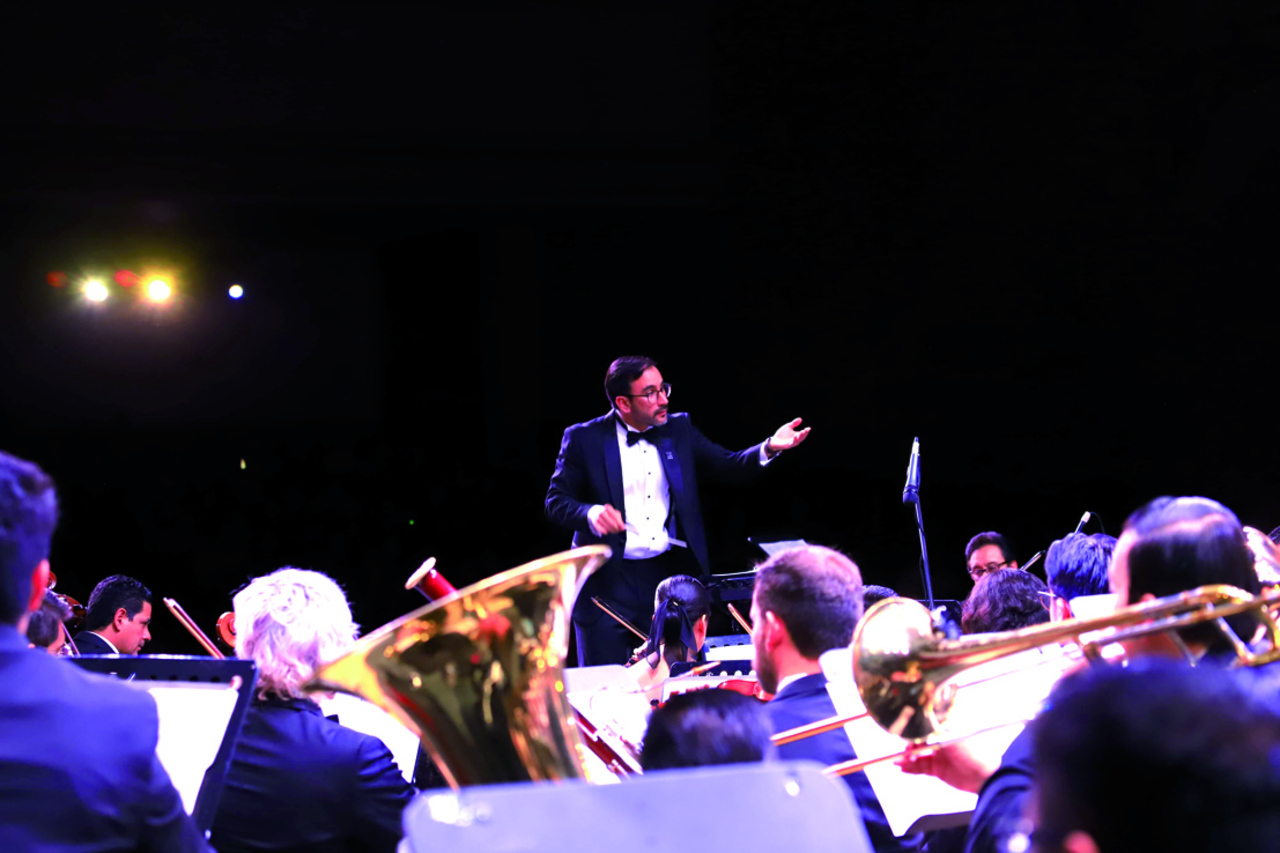 Celebran concierto 'En busca del rey'