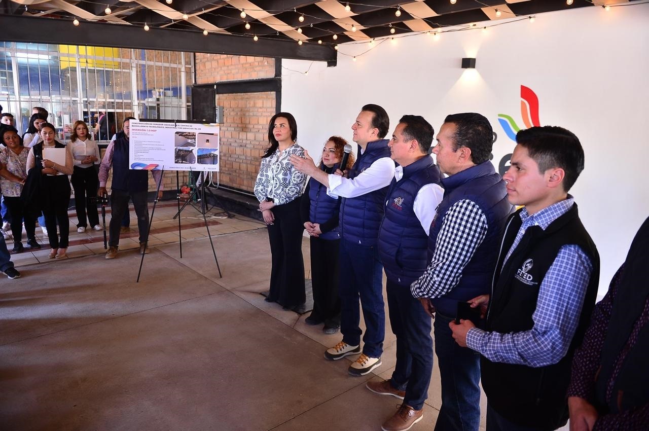 En equipo, Esteban y Toño unen esfuerzos para renacer la educación del CBTis 89