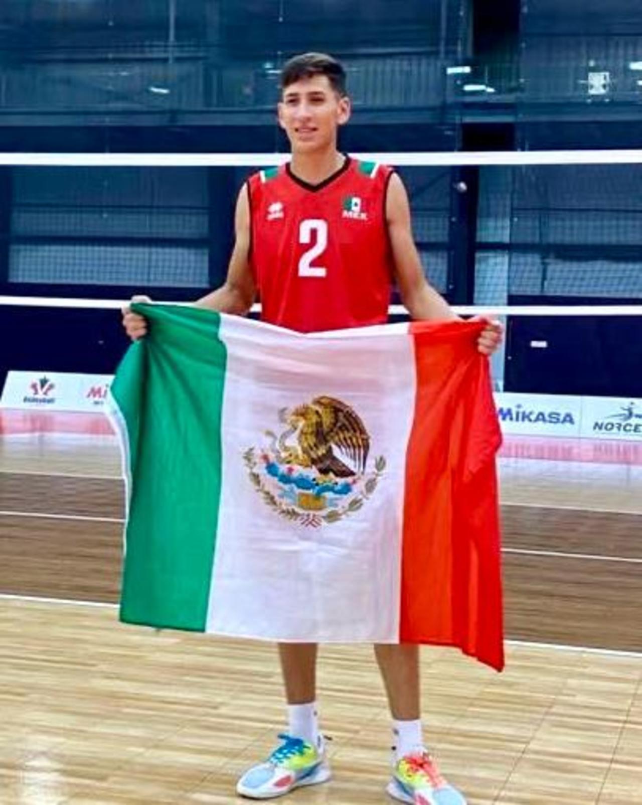 Alejandro Díaz, a Selección Nacional de Voleibol