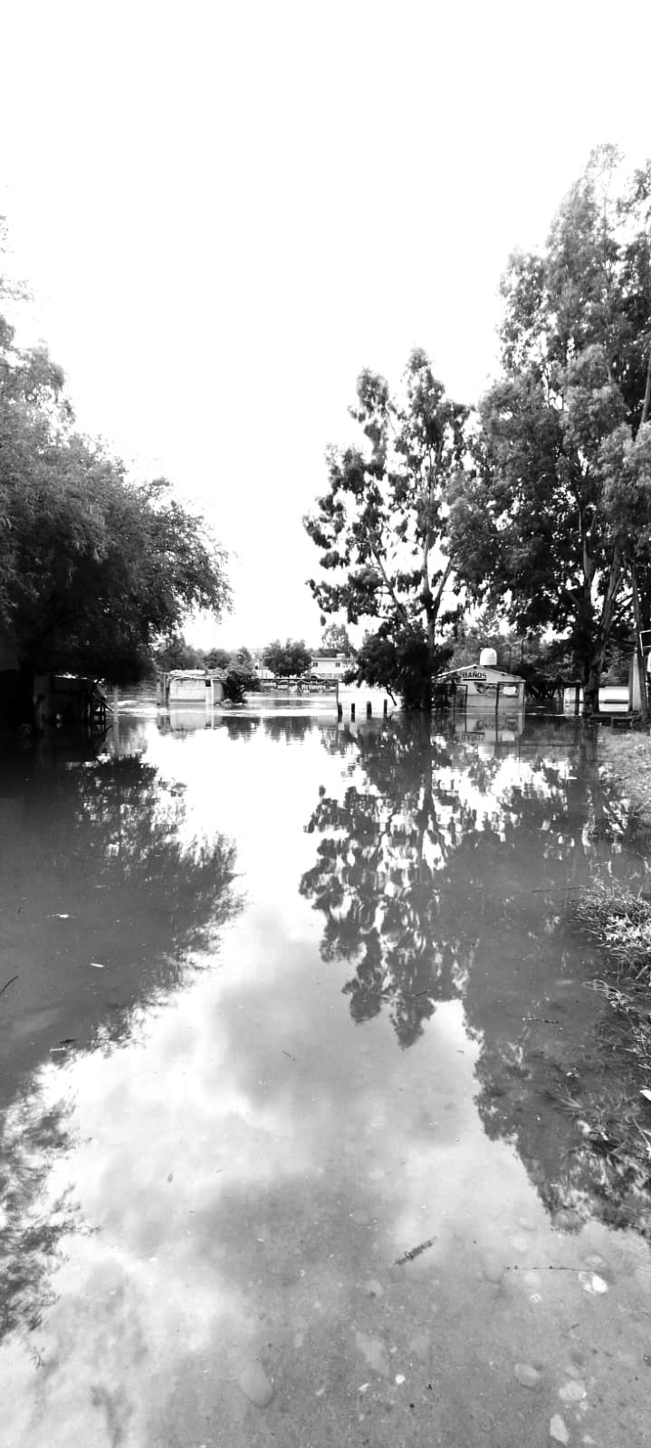 Presas quintuplican agua que tiran a ríos de Durango